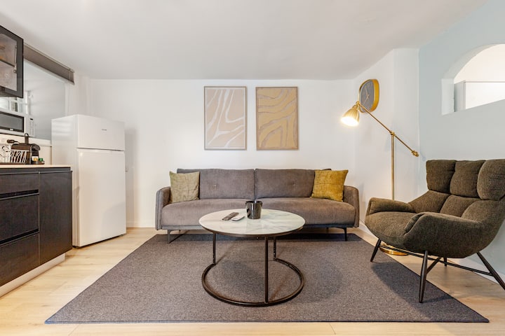 Large 1.5bd | Heart Of Tlv | 5 Mins To The Beach - Tel Aviv