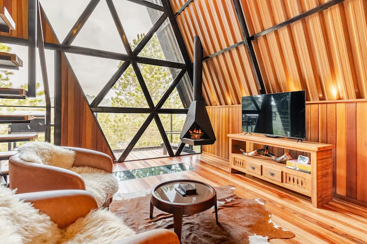 Chalé Casal Com Spa Privativo E Lareira - Campos do Jordão