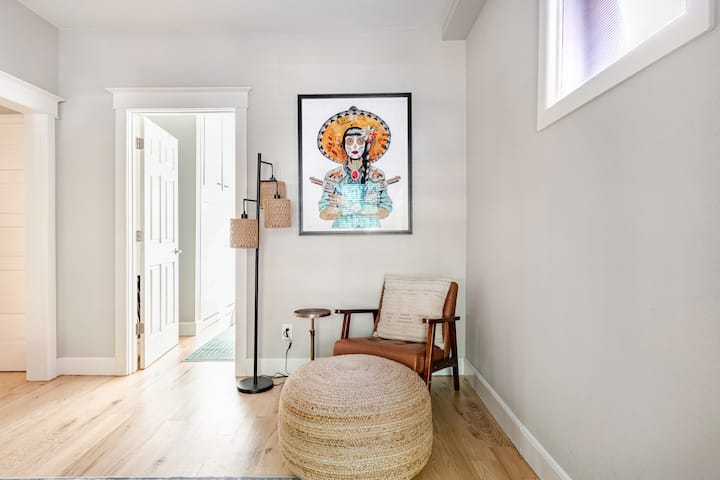 Adorable 2 Br Casita
Close To Cherry Creek - Denver, CO