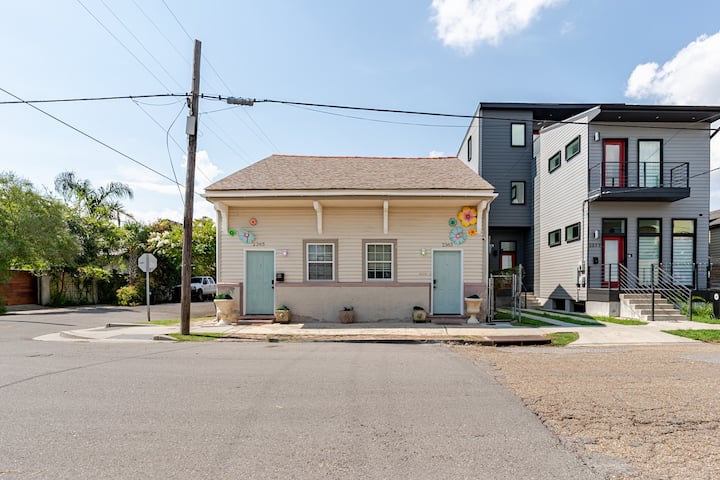 Nola 4 Twn Xl Or 2 Kng. Friends, Family Courtyard! - Gretna, LA