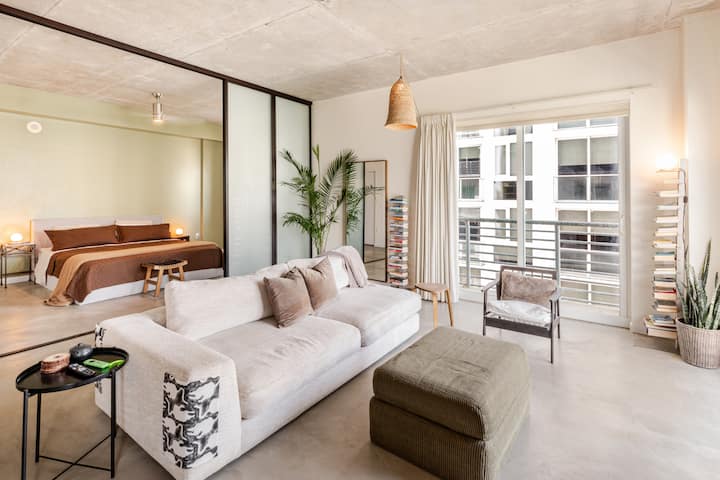 Industrial Loft Hideaway - Miami, FL