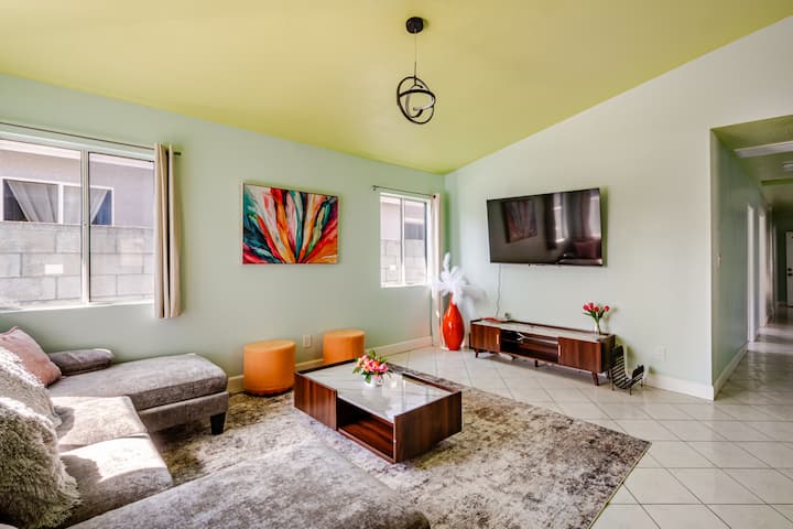 10 Min To Disneyland | 10 Min To Knotts | 5bedroom - Anaheim