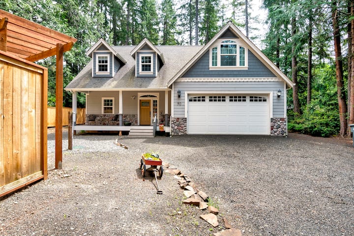 Vacation Retreat In Lake Community - Shelton, WA