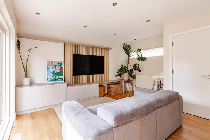 Stunning 3 Bed Townhouse Manchester - Manchester