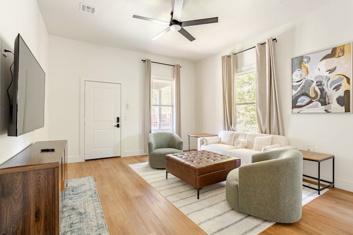 Plaza District | 4bd 3bath | Close To Downtown Okc - Oklahoma City