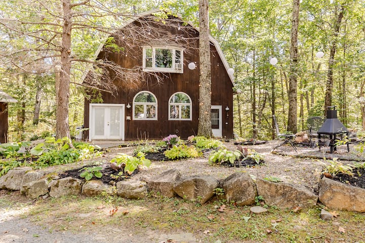 Riverbarn Retreat:the Whole Barn - Newmarket