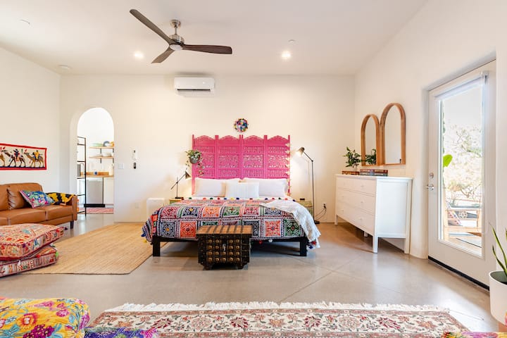 Modern Desert Suite 2 - Sleeps 4 - Cottonwood, AZ