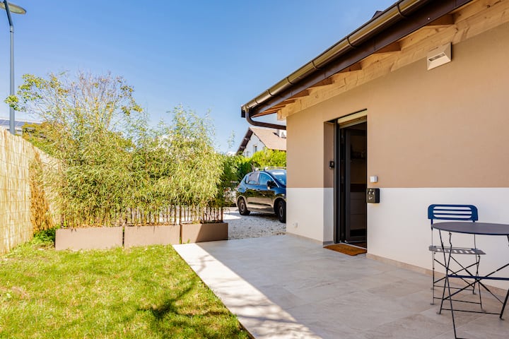 Maisonnette Cosy - Jardin, Parking - Proche Genève - Neydens