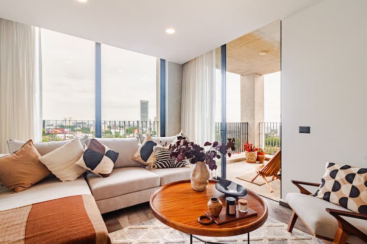 Depto. De Lujo En Arcos Minerva Con Balcón - Guadalajara