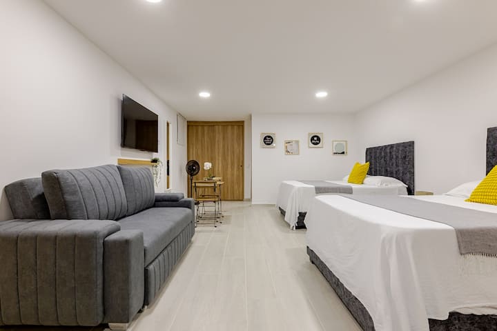 Nuevo Apartamento En Plaza Principal De Guatapé - Guatape