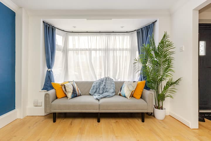 Modern & Spacious 3br House Bracknell - Berkshire - Bracknell