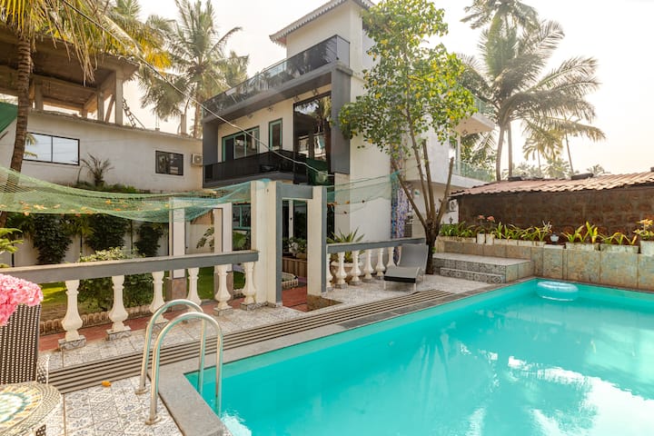 4br Riverview Luxury Villa With Private Pool! - Goa