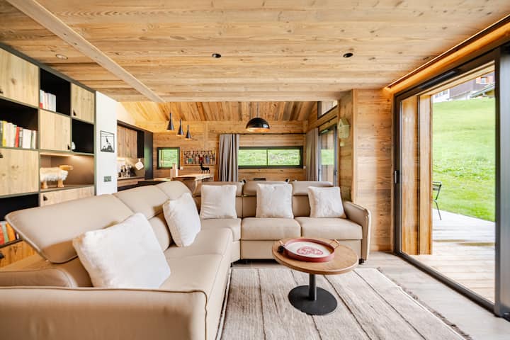 Chalet Adret 5* à 200m Des Pistes De La Clusaz - La Clusaz