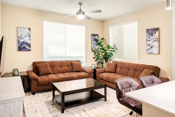 10/10 Location West Hollywood Luxury Retreat - Los Angeles Zoo, Los Angeles