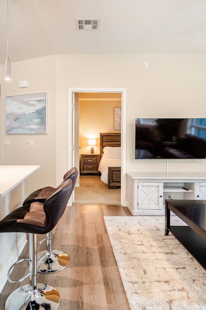 10/10 Location West Hollywood Luxury Retreat - West Hollywood, CA