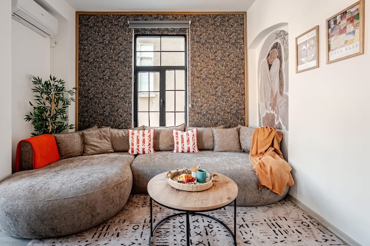 Perfect Apartment With A View Of Narmanlı Han - Beyoğlu
