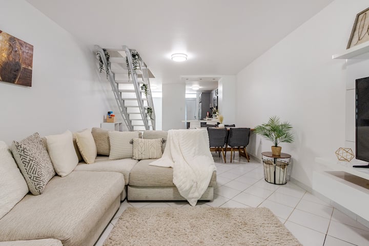 Beautiful Villa Just Steps From The Beach - Dorado