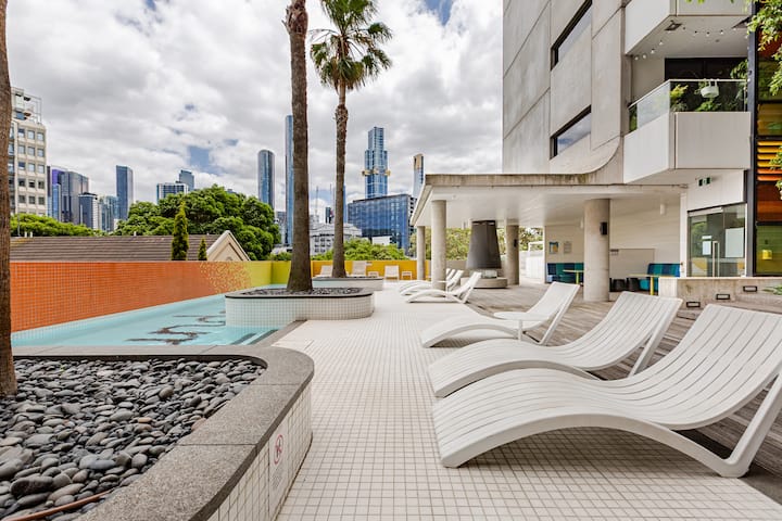 The Urban Red - 1 Bedroom Retreat - St Kilda