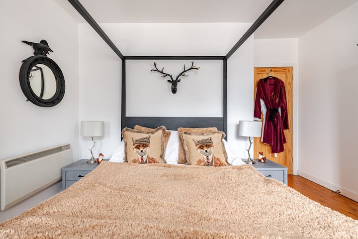 Diagon Alley 2 Bed Apt On Victoria St Grassmarket - Edinburgh