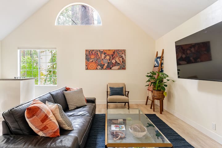 Serene Redwood Cabin W/loft, 30+ Days - Kalifornien