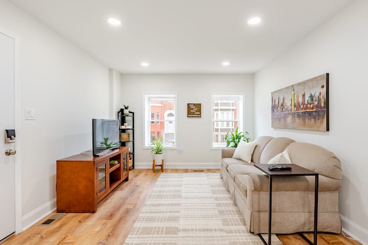 Cozy Professional Stay + Extra Guest Room Option - Baltimore, MD