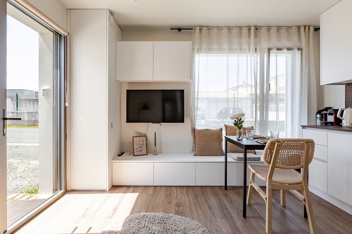 Le 1000 Fleurs : Studio Neuf à 3 Km De La Rochelle - Rivedoux-Plage