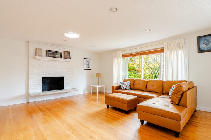 Home In Bothell - Lynnwood, WA