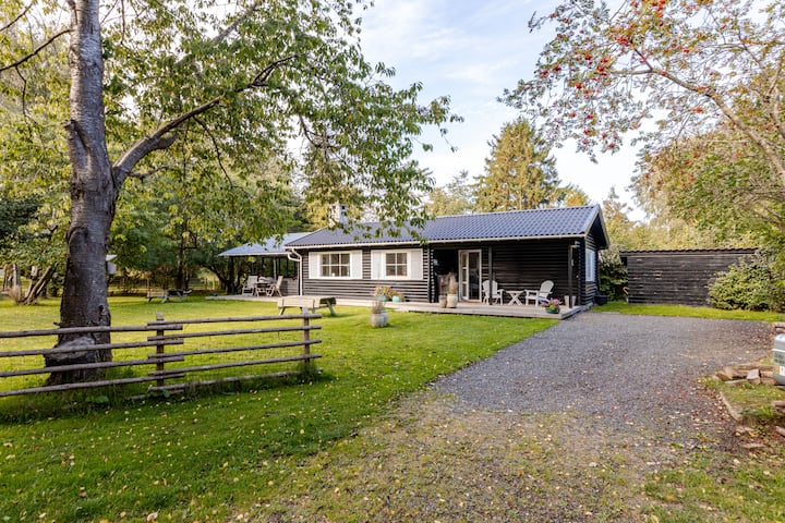 Idyllic House, Peaceful, Closed Road, Close To The Sea - Denemarken