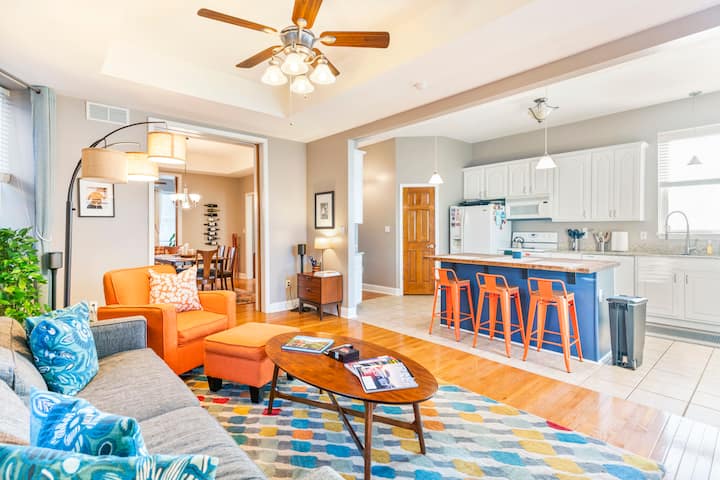 Modern Private Rooms In Tower Grove Home - St. Louis, MO