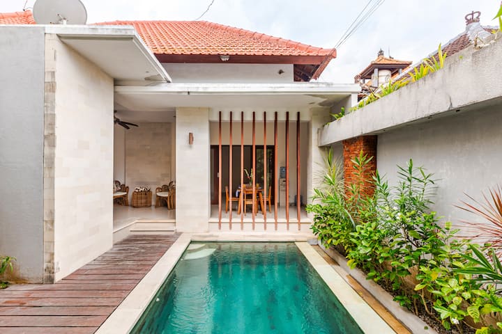 2 Br Tropical Villa In Canggu Berawa - Promo - Canggu