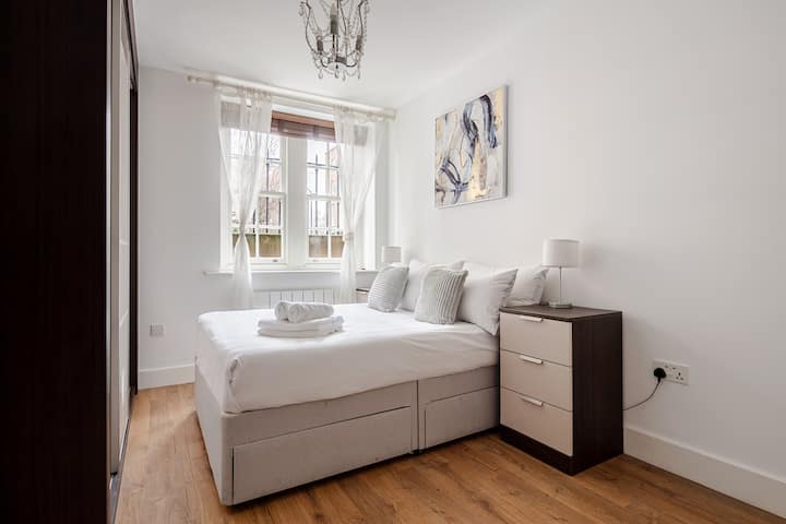 King’s Cross 1br Flat – Central London Stay - The Den