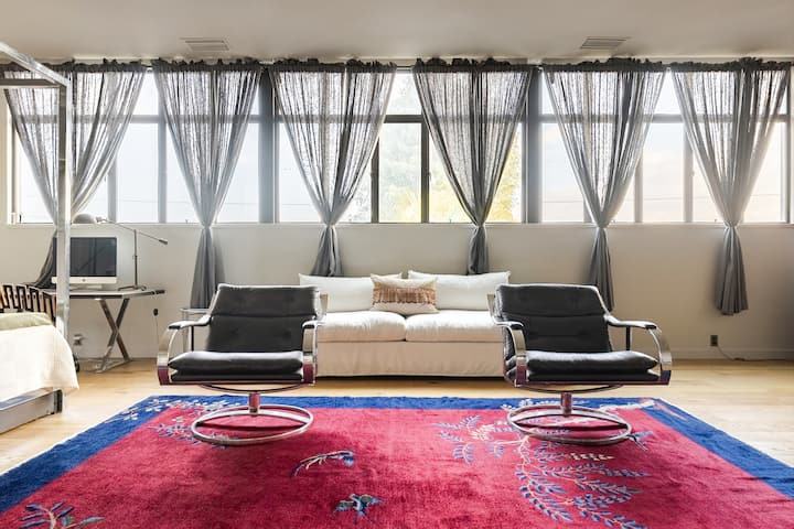 Rare One-bedroom Duplex Loft In Los Feliz Hills - Downtown - Los Angeles