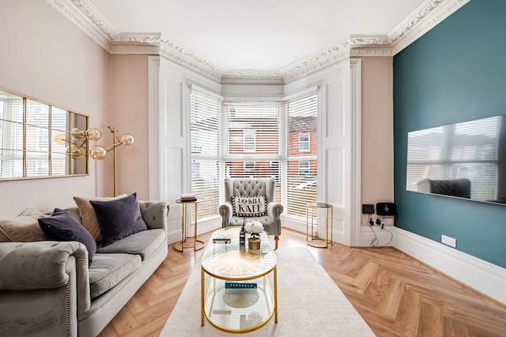 The Middle Hideaway - Chic Double Apartment - Thornhill - Southampton