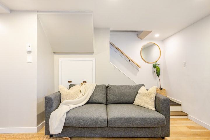 Hideaway Haven — Warm, Welcoming & Relaxing - Saint-Lambert