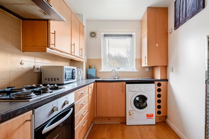 3 Beds,2 Bedroom Apt Near City Centre Glasgow - Glasgow