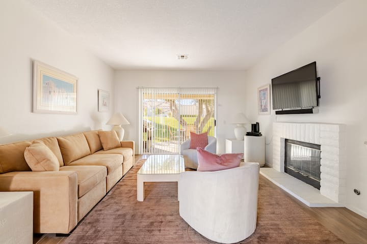 Desert Hideaway | Lower Unit | Desert Falls Cc - Palm Desert, CA