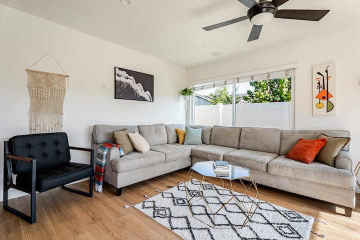 Cali Dreamin' Home Bordering Los Angeles/ventura - Simi Valley