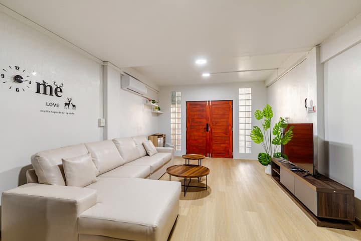 Cozy5 Story House, 2 Mins Walk Bts, Icon Siam, Bkk - Bangkok