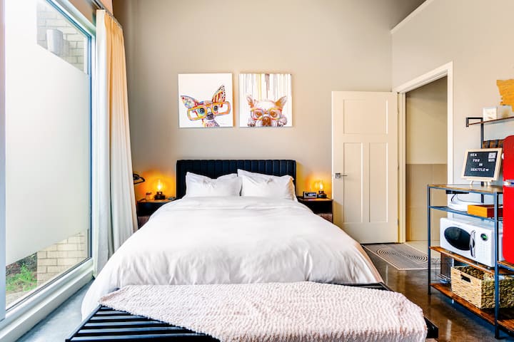 Entire Studio | Walk To Stadium & Downtown | Ac - Seattle, WA