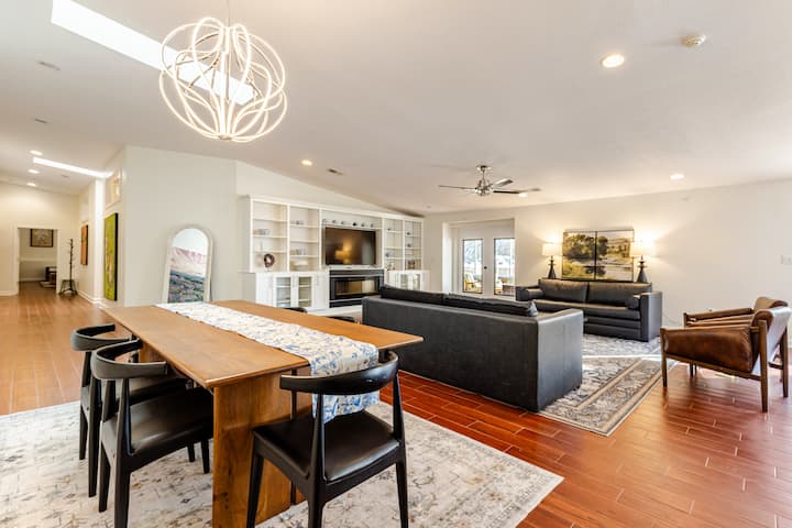 Monon Lofts Luxury Owner’s Suite - Indianapolis, IN