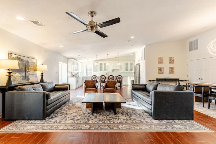 Monon Lofts Luxury Owner’s Suite - Indianapolis, IN