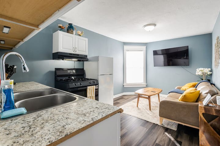 Comfortable 1br Apartment Near Downtown Kcmo - Kansas City, MO