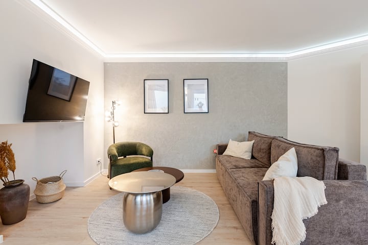 Elegant Retreat At Mauerpark – Private, Arkonakiez - Berlin