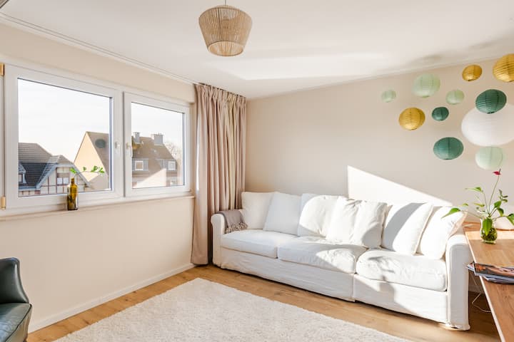 Charmantes Dachgeschoss-studio - Düsseldorf