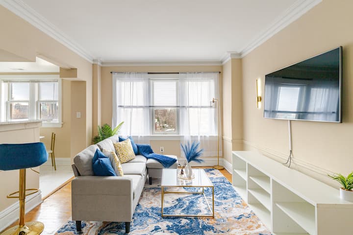 The Cozy Luxe Retreat – Central West End - St. Louis, MO