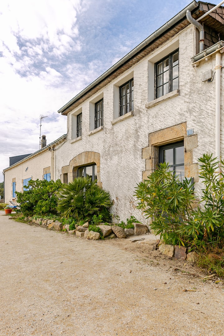 Exceptionnelle : Maison, Les Pieds Dans L'eau ! - Plouhinec