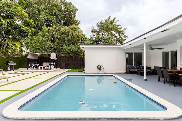 Sunrise Oasis - Sunrise, FL