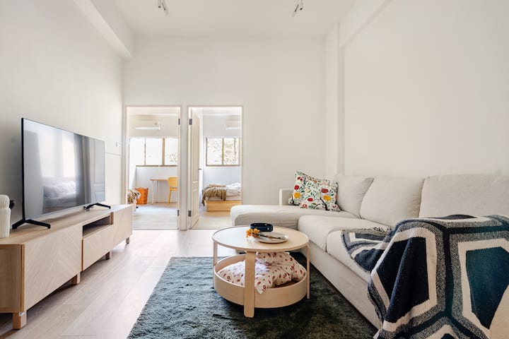 Andrew’s Flat - The Creek's Melody - Taichung City