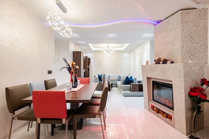Appartement Luxueux En Plein Centre, Proche Tvg - Casablanca