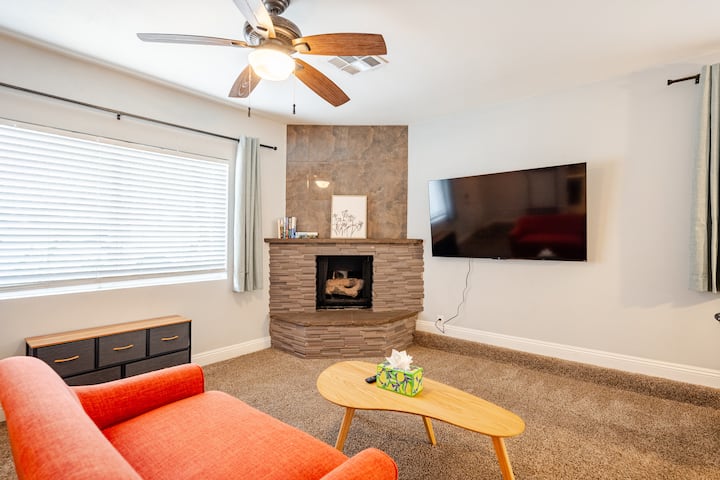 Cozy Casita 5 Mins To Umc And The Strip - Las Vegas, NV